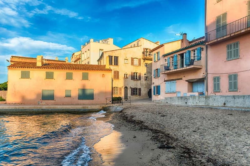 Saint-Tropez: Express Walk with a Local in 60 minutes - Who Will Love This Tour?