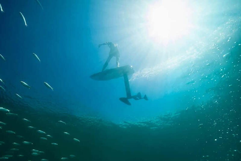 Saint Tropez: Learn how to Surf with an eFoil - The Value of the Experience