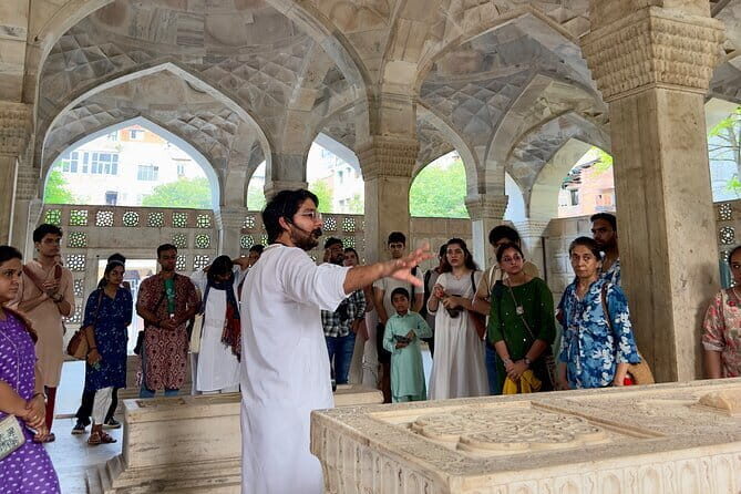Saints and Royals of Delhi Private Tour - FAQ