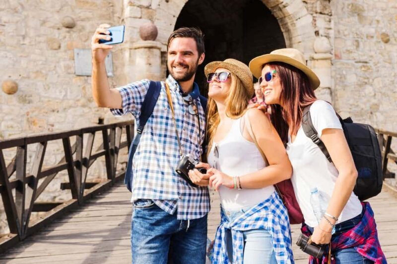 Salamanca: Private 2-Hour Intro City Walk with Local Guide - Key Points