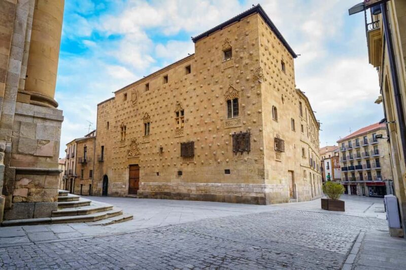 Salamanca: Private 2-Hour Intro City Walk with Local Guide - Practical Details and Considerations
