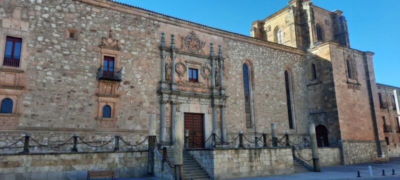 Salamanca: University and Colleges Walking Tour (Private) - The Experience Through the Lens of Past Travelers