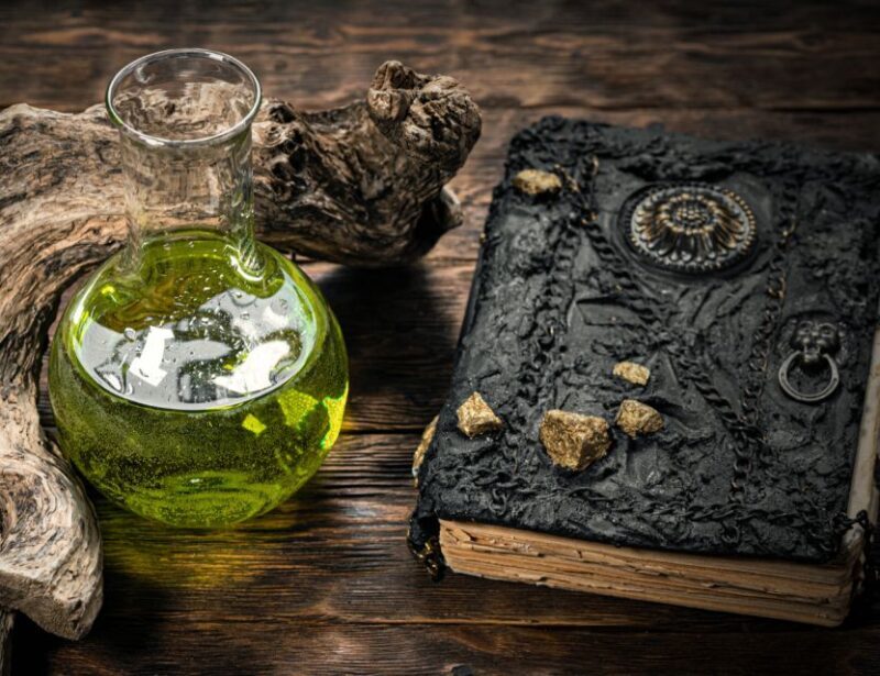 Salem: Boos and Brews Haunted Pub Crawl - What You Can Expect on This Haunted Pub Crawl