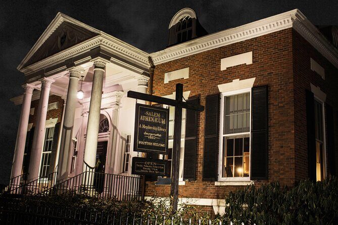 Salem Booze and Brews Haunted Pub Crawl by US Ghost Adventures - When to Book & What to Keep in Mind