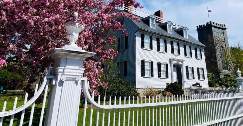 Salem, MA: History and Hauntings Guided Walking Tour - Bewitched Sculpture and Witch House