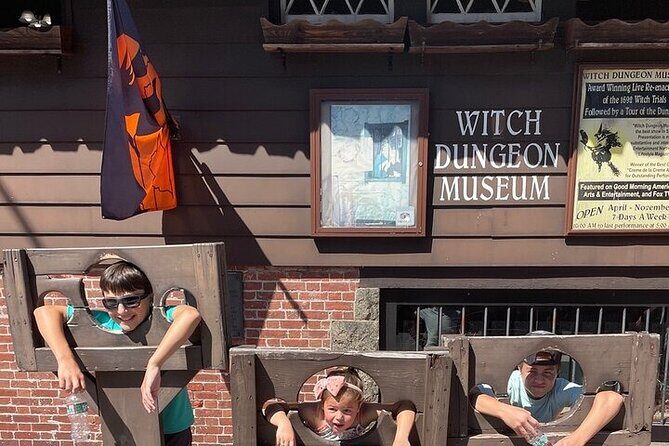 Salem Massachusetts Scavenger Hunt Interactive Walking Activity - Introduction: A Fun and Flexible Way to Discover Salem