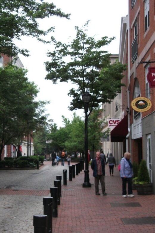 Salem: Secrets of Salem Hidden History Walking Tour - The Sum Up