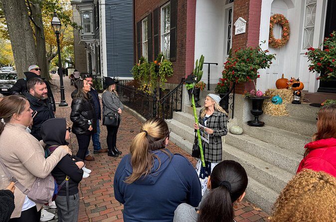 Salem: Stars & Stripes Forever! Military History Walking Tour - Who Will Love This Tour?