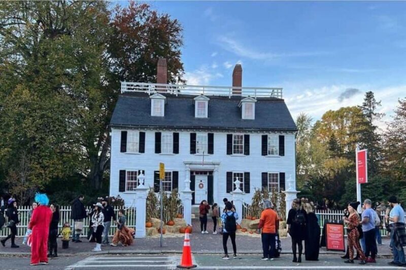 Salem: Witch Trial History and Salem Haunts Walking Tour - Key Points