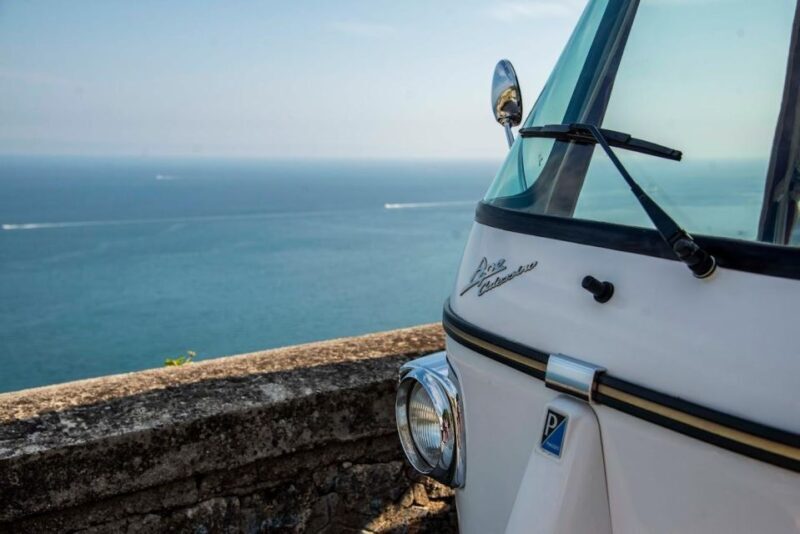 SALERNO: Tuk Tuk City Tour  Dolce Vita Sightseeing - An inviting introduction to the tour experience