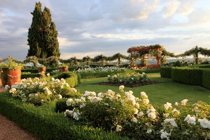 Salignac-Eyvigues: Gardens of Eyrignac Manor Entry Ticket - The Experience at a Glance