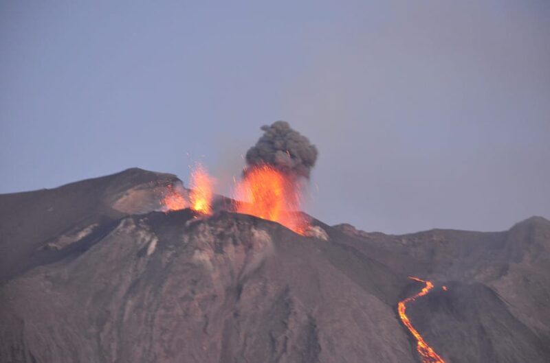 Salina Panarea Stromboli by night - FAQ