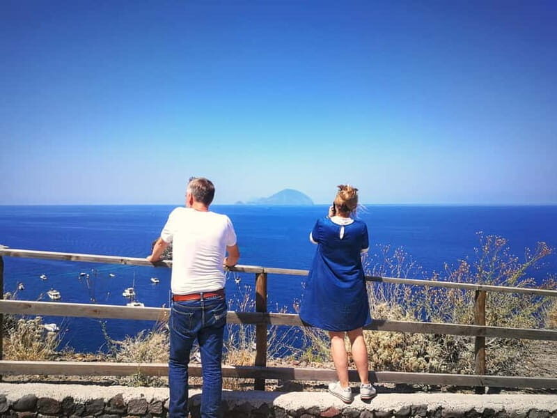 Salina: Private tour of the Aeolian Islands' greenest island - A Close-Up Look at the Salina Private Tour