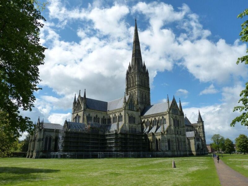 Salisbury Private Guided Walking Tour - Key Points