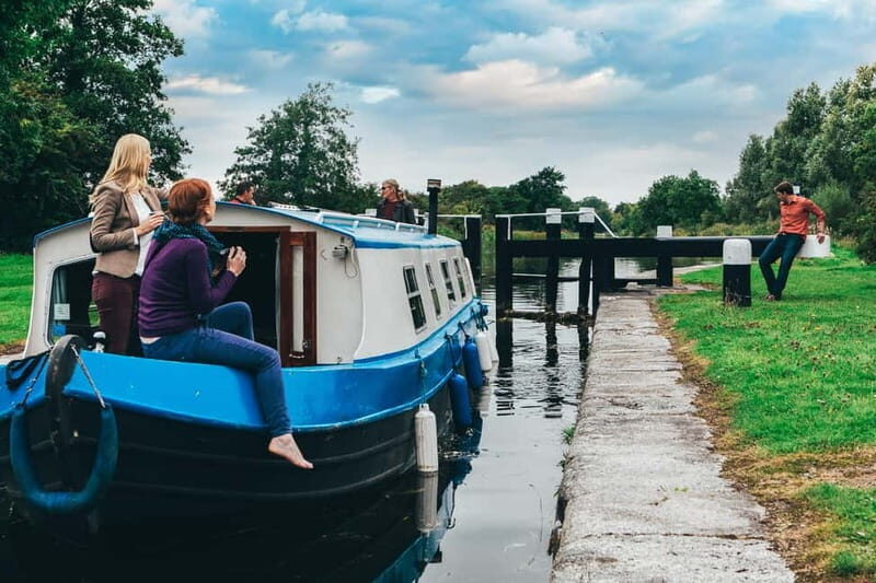 Sallins: The Digby Lock Grand Canal Cruise - 2.5 hours - In-Depth Look at the Grand Canal Cruise Experience