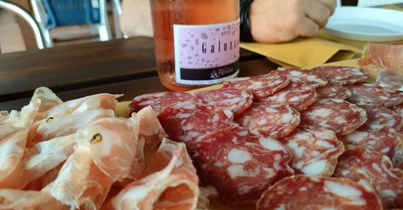 Salò: Tasting of 4 Valtenesi wines with local food - Key Points