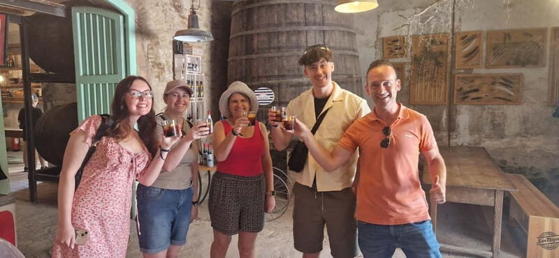 Salou tours : Park Samá with 1 vermouth tasting&hotel Pickup - An In-Depth Look at Parc Samá and the Tour Experience