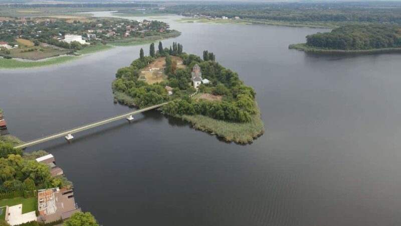 Salt Mine, Lunch at Winery & Dracula's Tomb - Small Group 7p - Introduction: An Adventure into Romania’s Hidden Corners