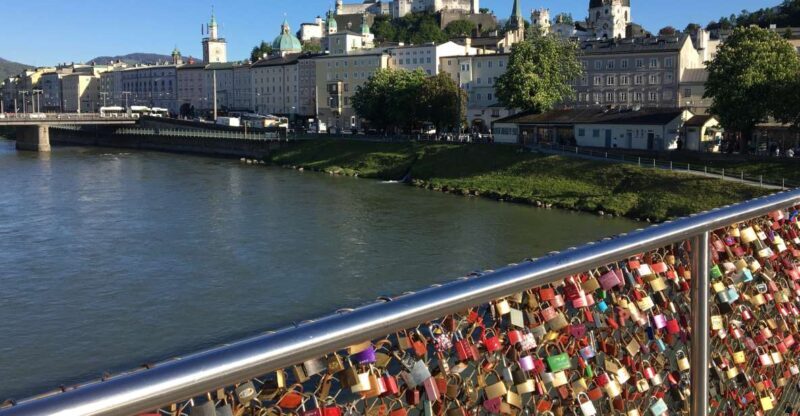 Salzburg: 1 hour Highlights Tour at its best - The Journey Through Salzburg’s Highlights