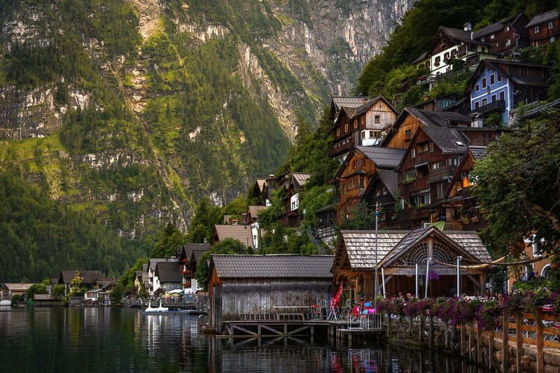 Salzburg  A City of History, Hallstatt  A Place of Legends - Key Points