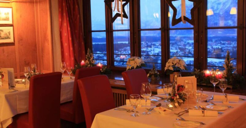 Salzburg: Christmas/Advent Concert & Dinner - Key Points