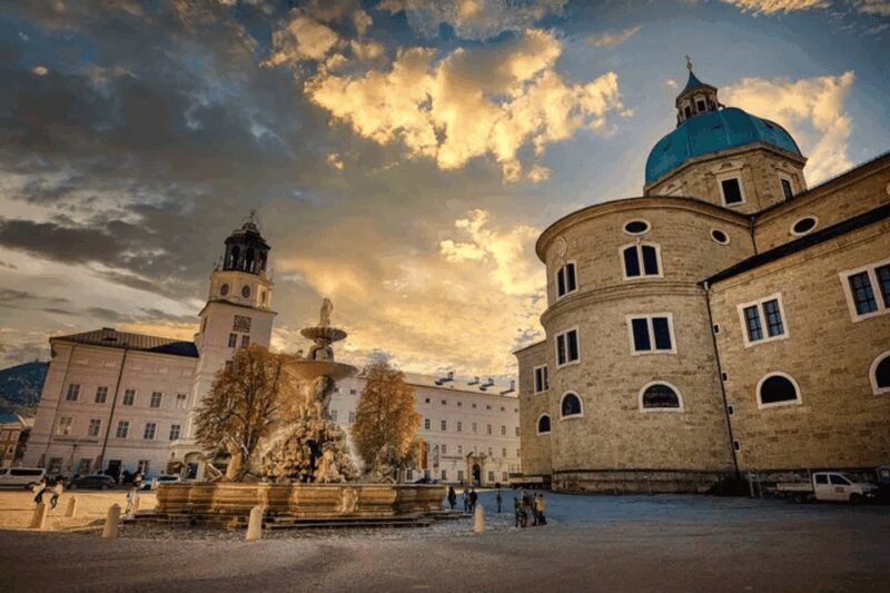 Salzburg Christmas Market and City Highlights Evening Tour - Authentic Moments and Authenticity
