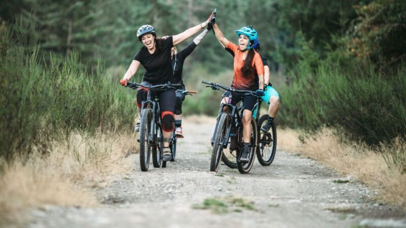 Salzburg: City and Countryside Mountain Bike Tour - Exploring Salzburg on Two Wheels