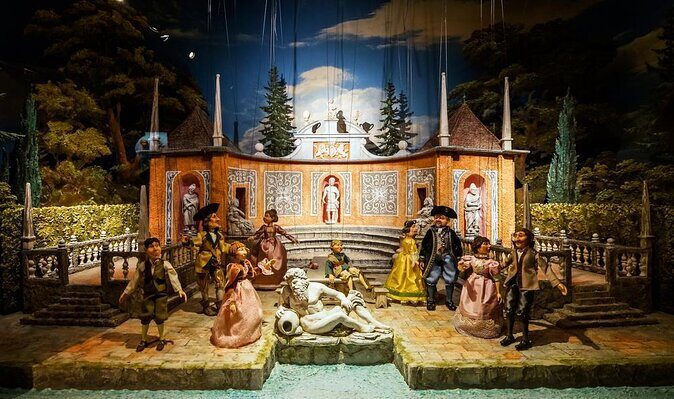 Salzburg Marionette Theater: The Sound of Music - Key Points