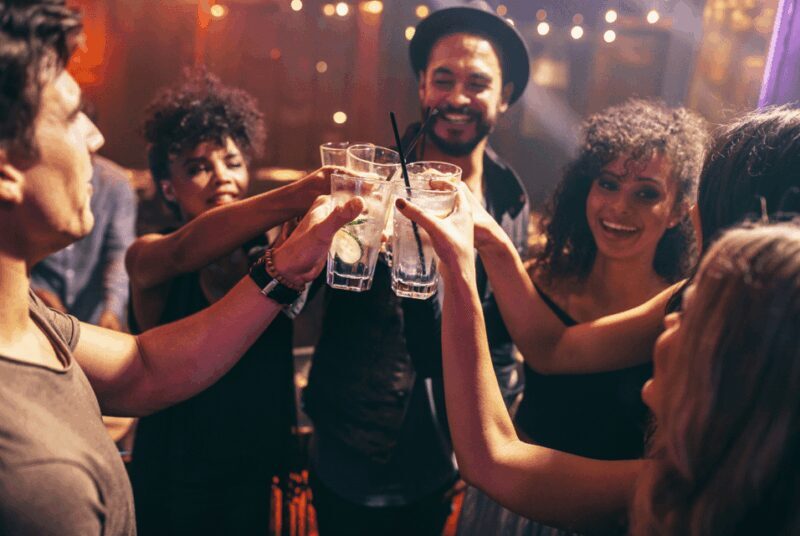 Salzburg: Pubcrawl Tour through best Bars and Clubs in Town - Key Points
