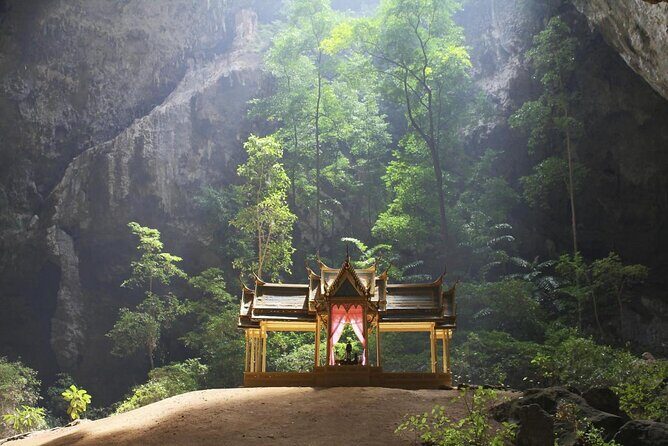 Sam Roi Yod National Park & Praya Nakhon Cave Join Group Tour - Exploring the Sam Roi Yod National Park & Phraya Nakhon Cave: An Authentic Thai Adventure