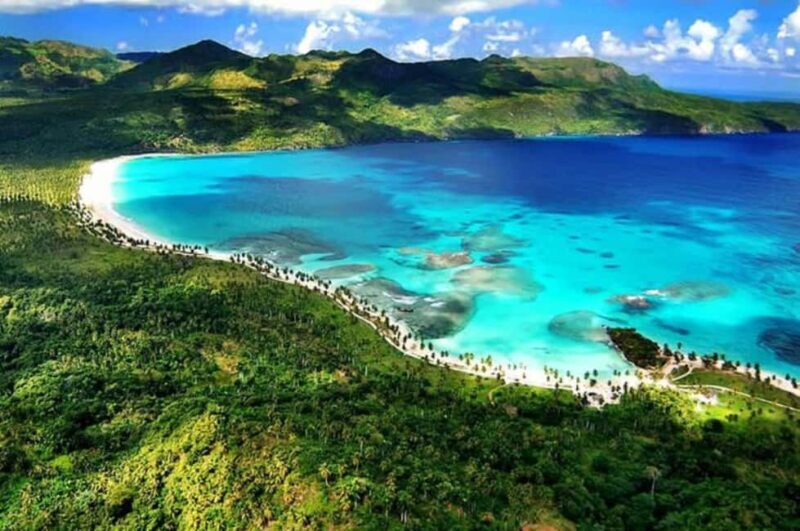 Samaná: Playa Rincón Safari Tour with Lunch & Drinks - Culinary Delights and Refreshments