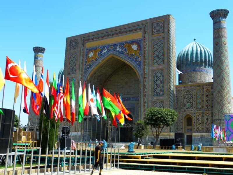 Samarkand: Historical Monuments Group Walking Tour - Starting Point and Overall Structure