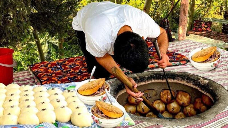 Samarkand: Tandoor Bread & Somsa Cooking +Countryside Picnic - The Countryside Picnic: A Delicious Finish
