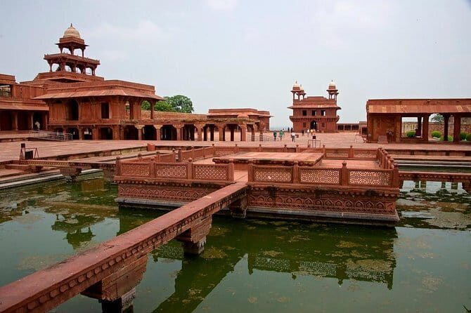 Same Day Agra Jaipur Tour by AC Car with best highlights - The Journey Begins with Fatehpur Sikri