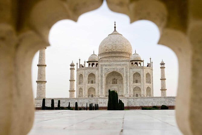 Same Day Agra Tour by car - Key Points