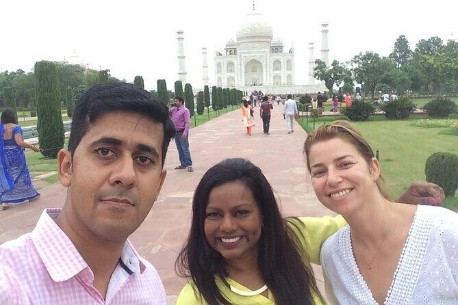 Same Day Agra Tour with FatehpurSikari by Car - Early Morning Pickup & Taj Mahal