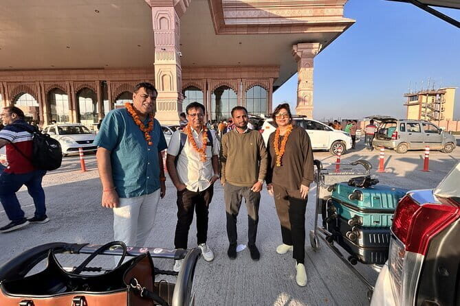 Same day Ayodhya tour from Varanasi - Frequently Asked Questions