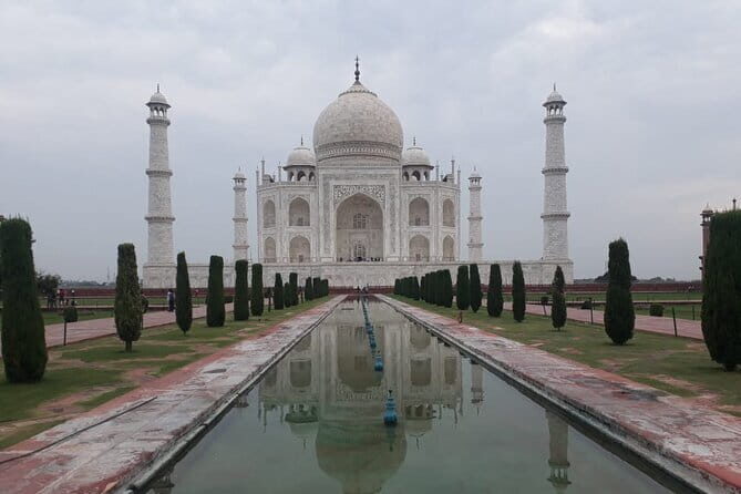 Same Day Private Car and Driver - Tour of Taj Mahal from Delhi - Key Points