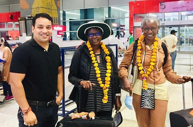 Same Day Taj Mahal & Agra City tour by Car With 5*Lunch from Delh - FAQ