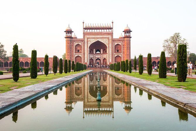 Same Day Taj Mahal Agra Tour By Car from Delhi - Who Will Love This Tour?