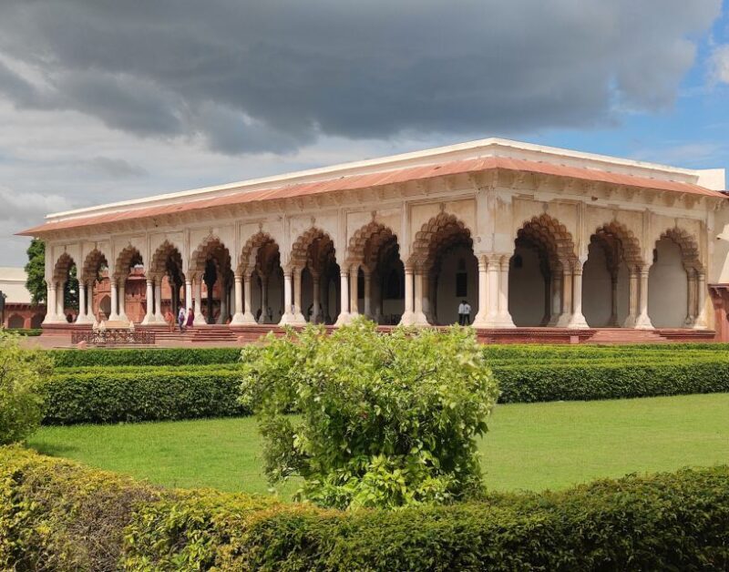 Same Day Taj Mahal Agra Tour Package from Delhi by Car - The Serene Baby Taj