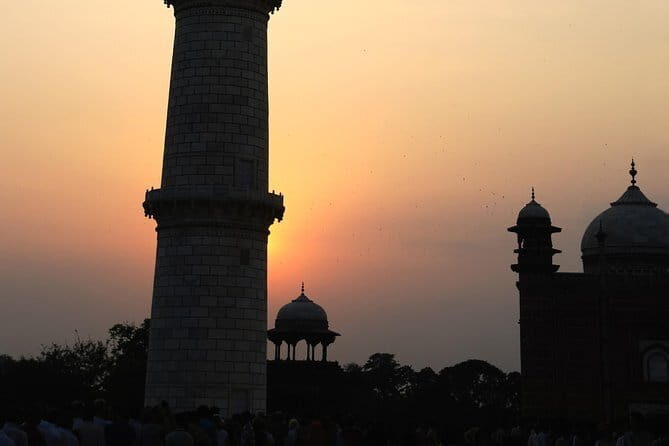 Same Day Taj Mahal and Agra Tour by Fastest Train from Delhi - The Itinerary: A Tightly Paced but Well-Rounded Day