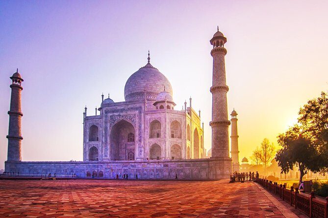 Same Day Taj Mahal and Agra Tour from Ahmedabad with Flights - Key Points