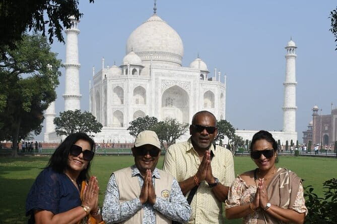 Same Day Taj Mahal and Red Fort from Ahmedabad by Air - Who Will Love This Tour?