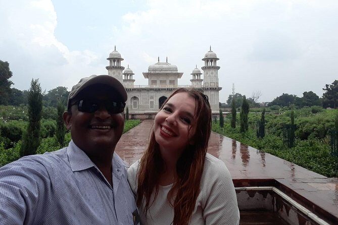 Same day Taj Mahal group tour All inclusive - FAQ
