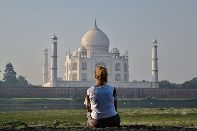 Same Day Taj Mahal Tour By Car - Key Points