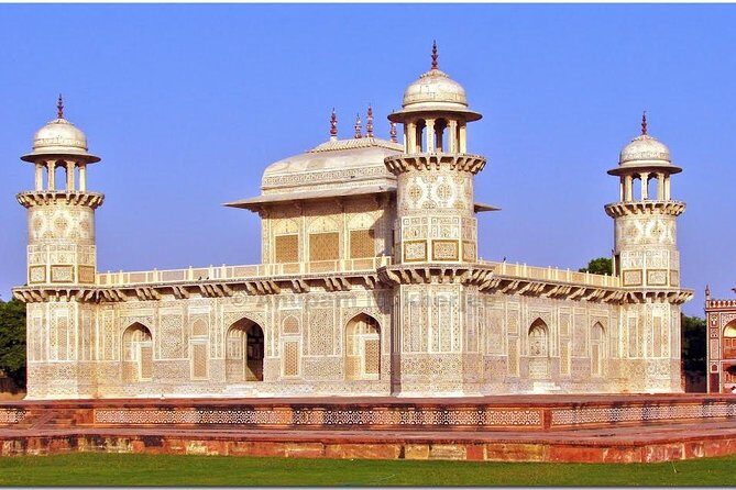 Same Day Taj Mahal Tour by Gatimaan Express Train with Lunch - All Inclusive - The Details: What to Expect from This Delhi-to-Agra Day Trip