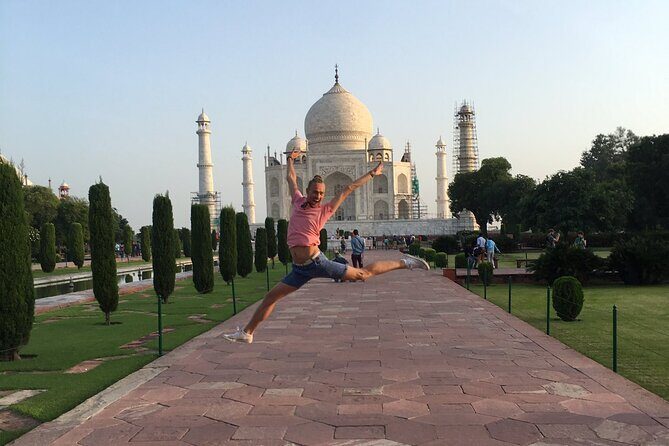 Same Day Taj Mahal Tour by Super Fast Train From Delhi - The Allure of a Same Day Trip from Delhi