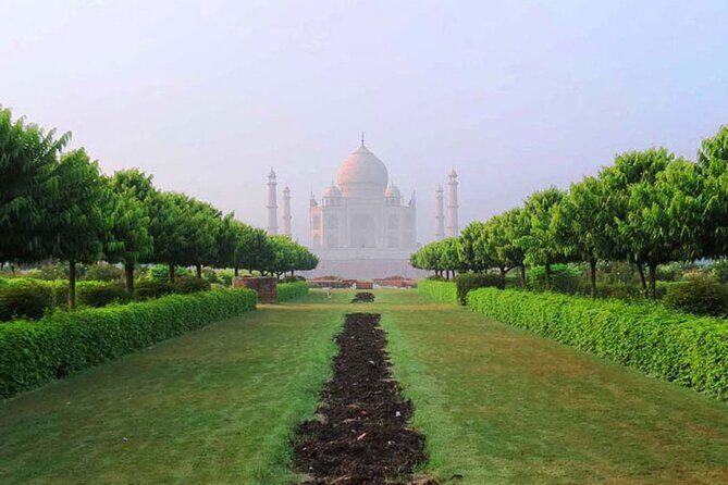 Same Day Taj Mahal Tour by Train - Guides: The Heart of the Experience
