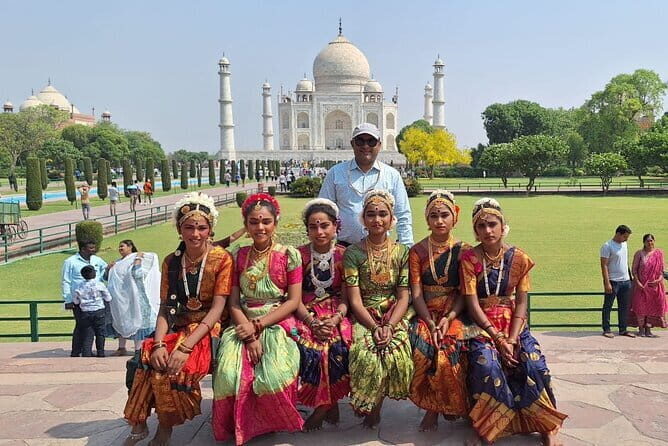 Same Day Taj Mahal with Luxury Car - Key Points